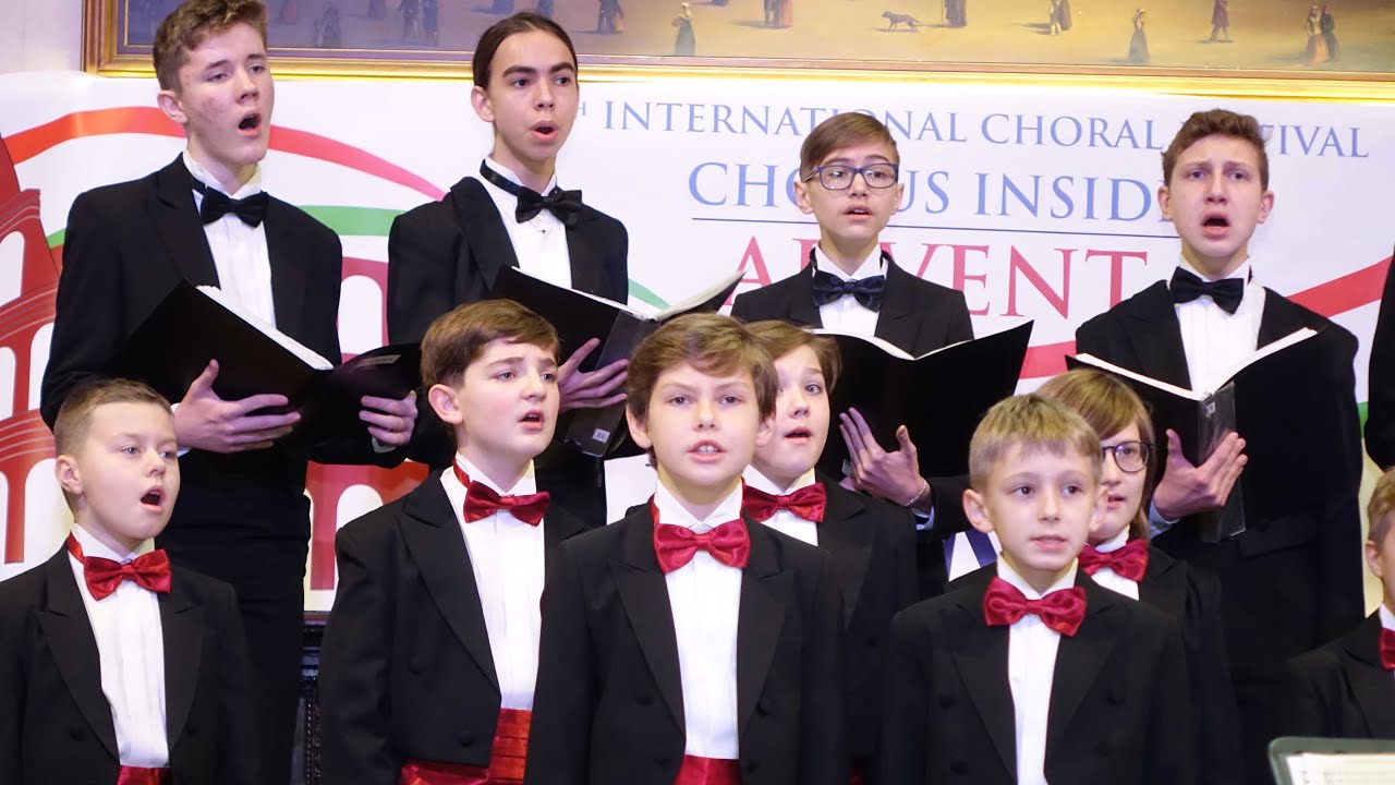 CHOIR DEBUT - 40° INTERNATIONAL FESTIVAL "CHORUS INSIDE ADVENT" - YouTube