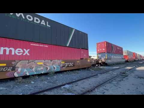 TREN INTERMODAL MEXICALI- CABORCA CON MAQUINAS ZEBRA #4612 Y FXE #4688 - YouTube
