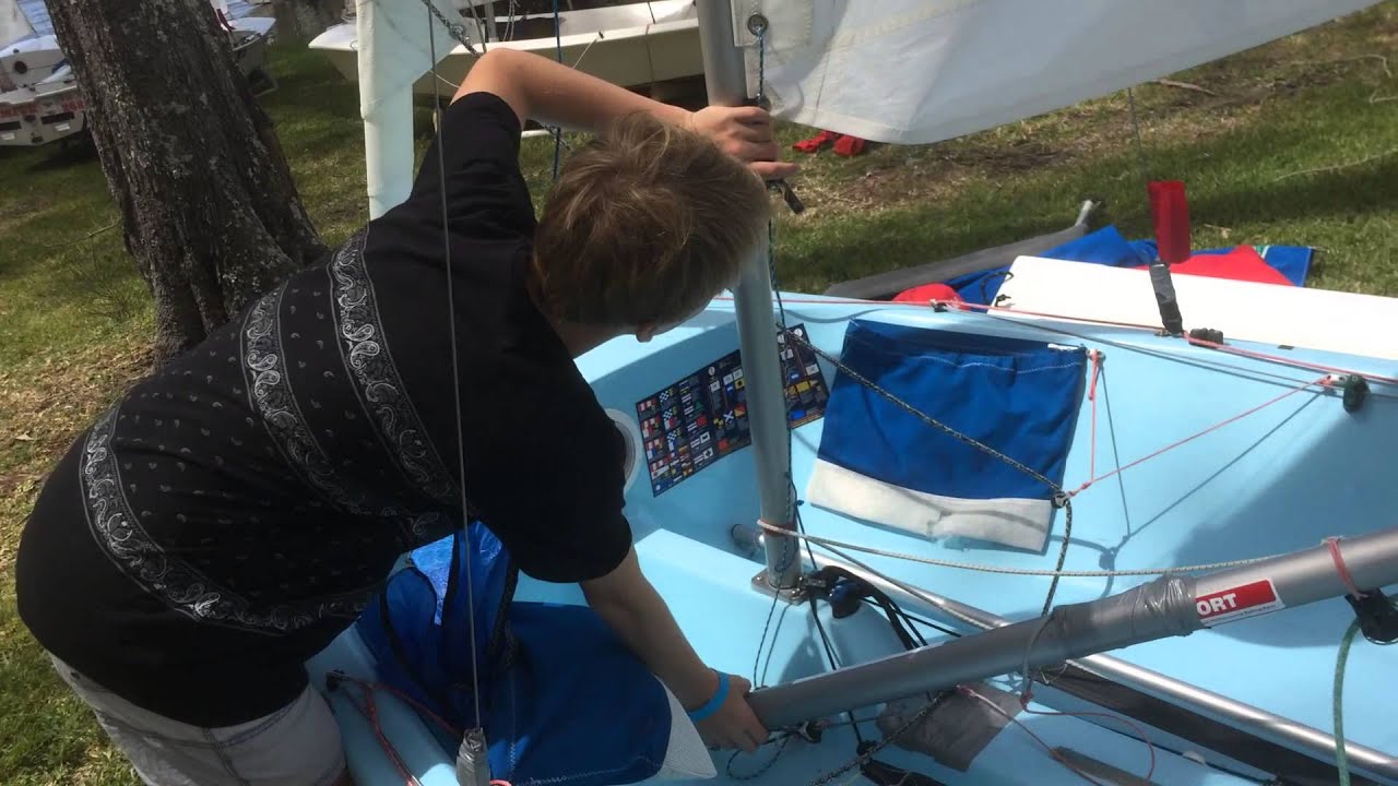 Manly Junior Sailing Less Time Rigging Stingray - YouTube