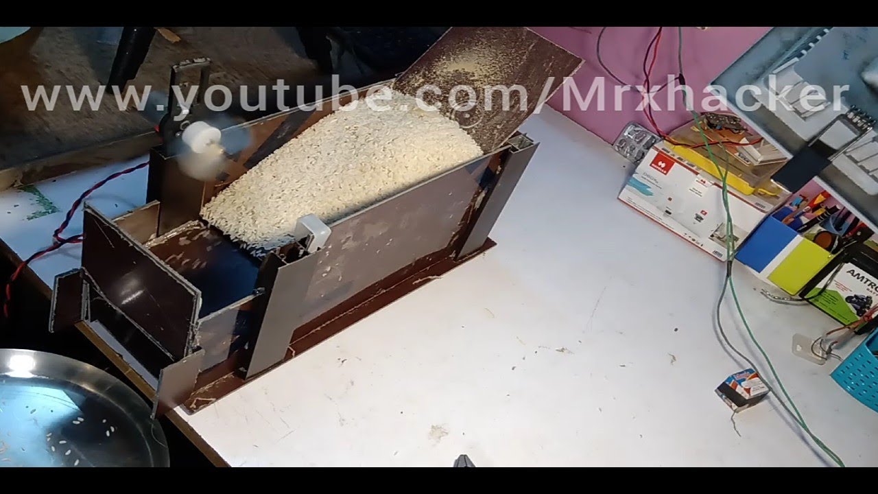 Separation of dust from rice in easy way - YouTube
