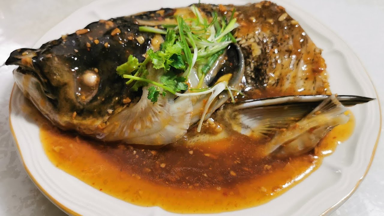 STEAMED SONG FISH HEAD IN HOT SAUCE / SINGAPORE RESEP - YouTube