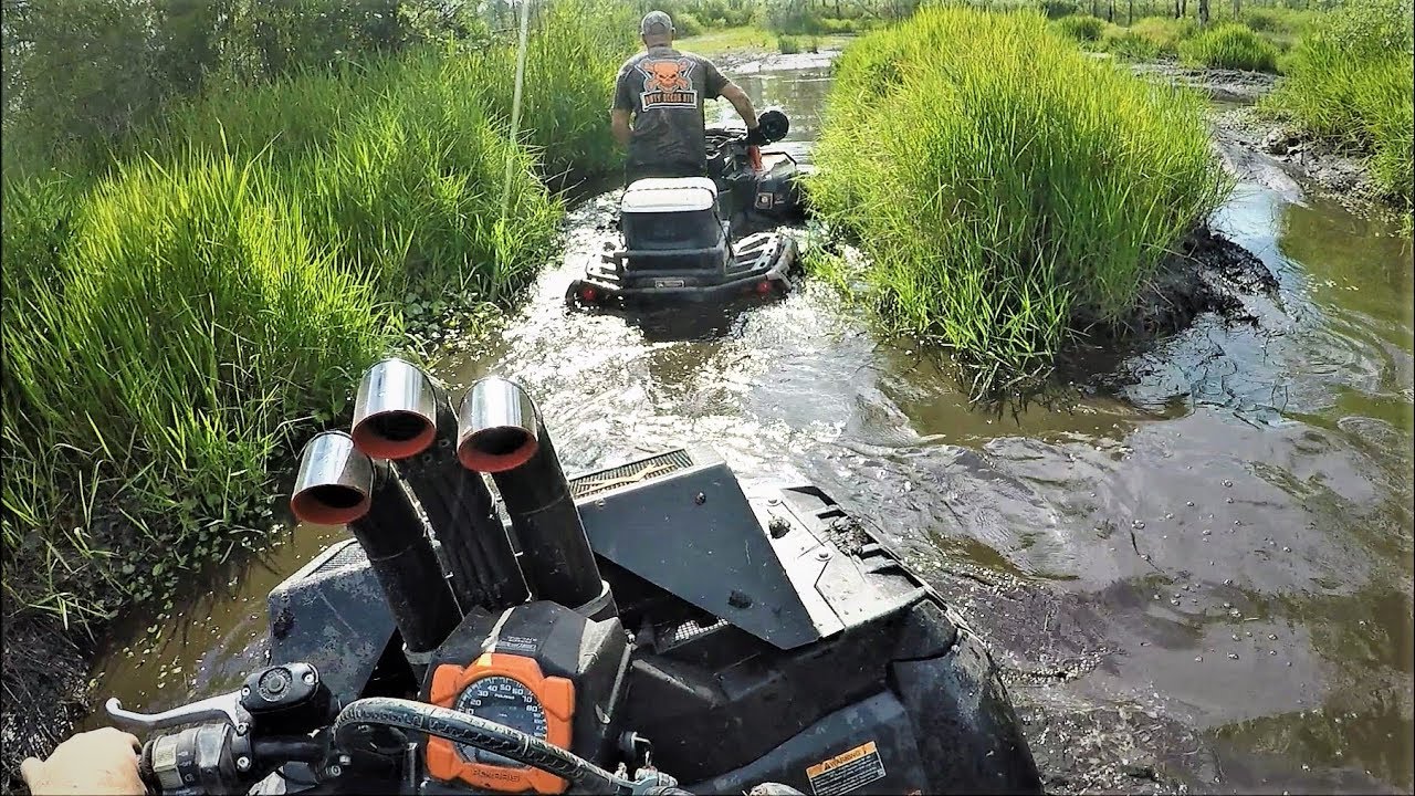 Can Am and Polaris Hunt for MUD - YouTube