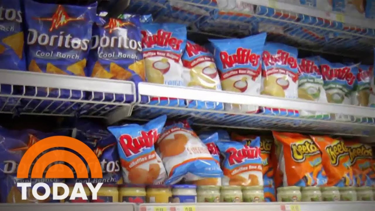 Older Americans show signs of addiction to junk food - YouTube