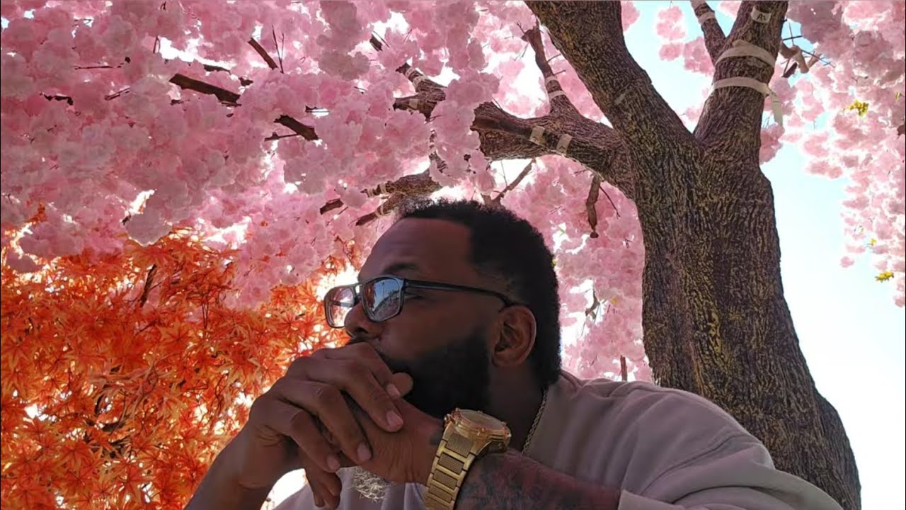 Kanal 104 - SIGNS Official Music Video #MUSCOGETIT Films - YouTube