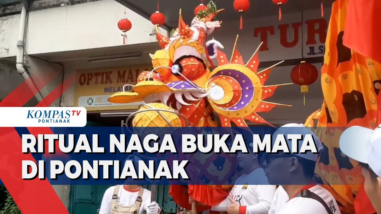 Ritual Naga Buka Mata, Prosesi Memasukkan Roh ke Replika Naga sebelum ...