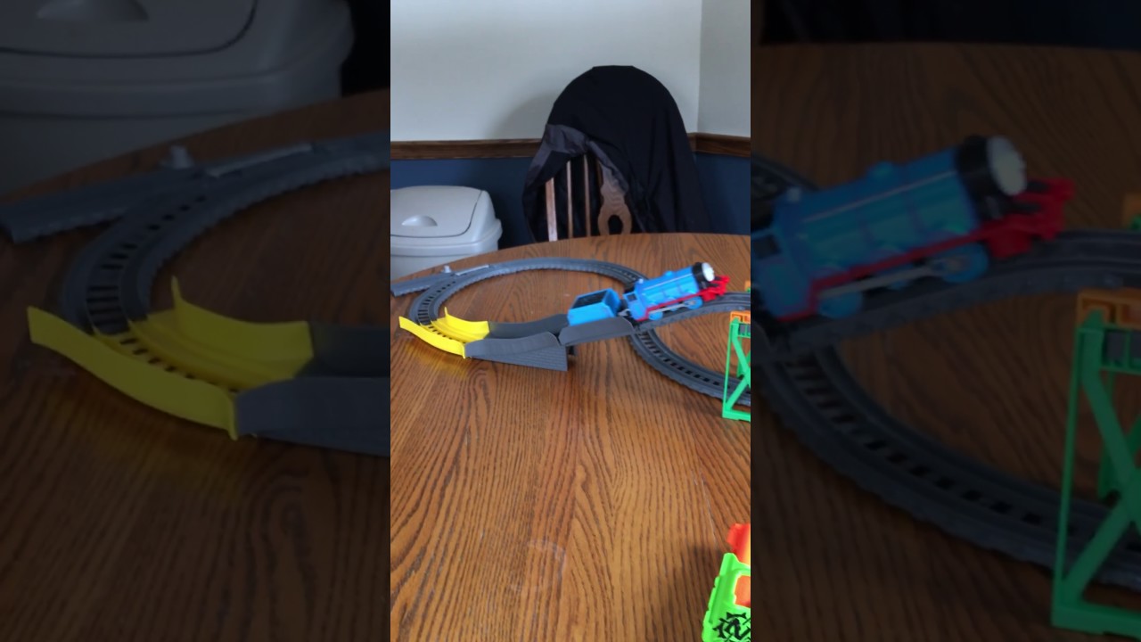 Gordon on new trackmaster track - YouTube