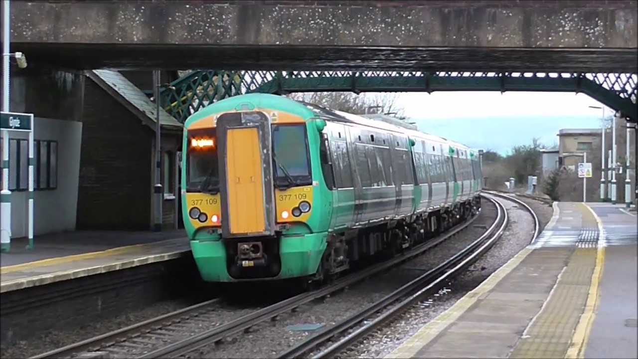 Trains at Glynde - Monday 12th February 2018 - YouTube