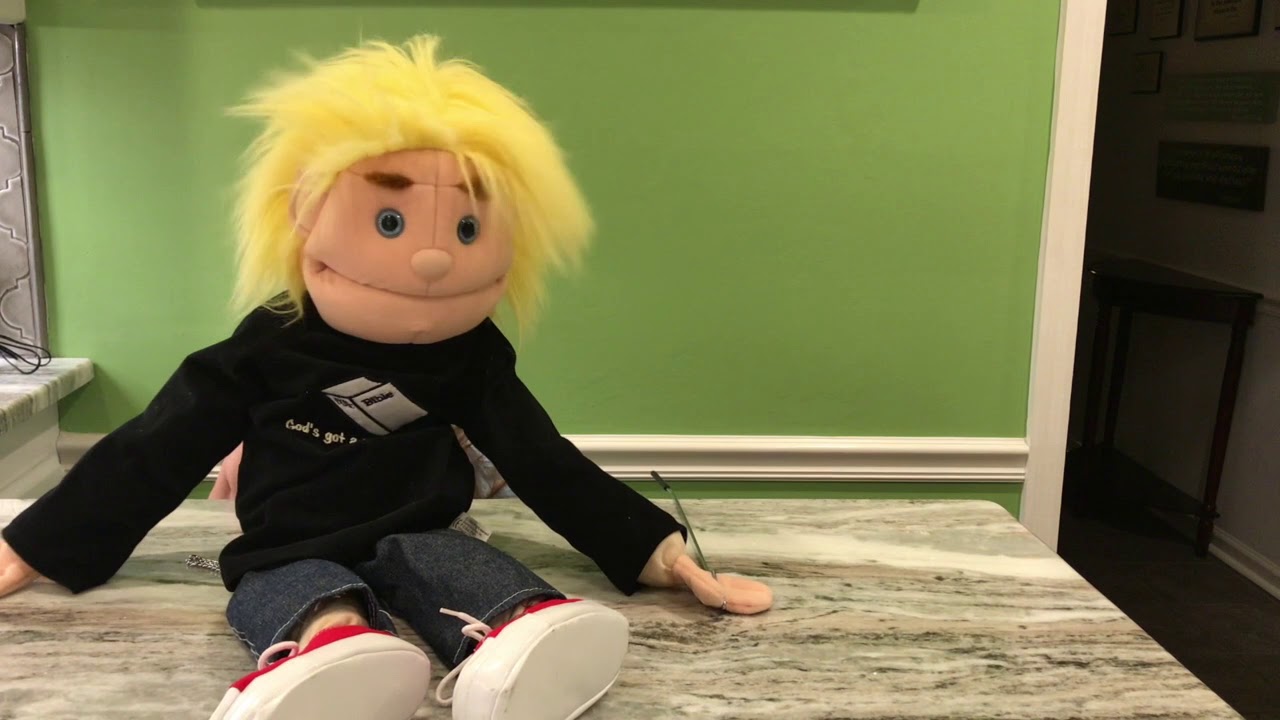 Week 3 Puppet Show - YouTube