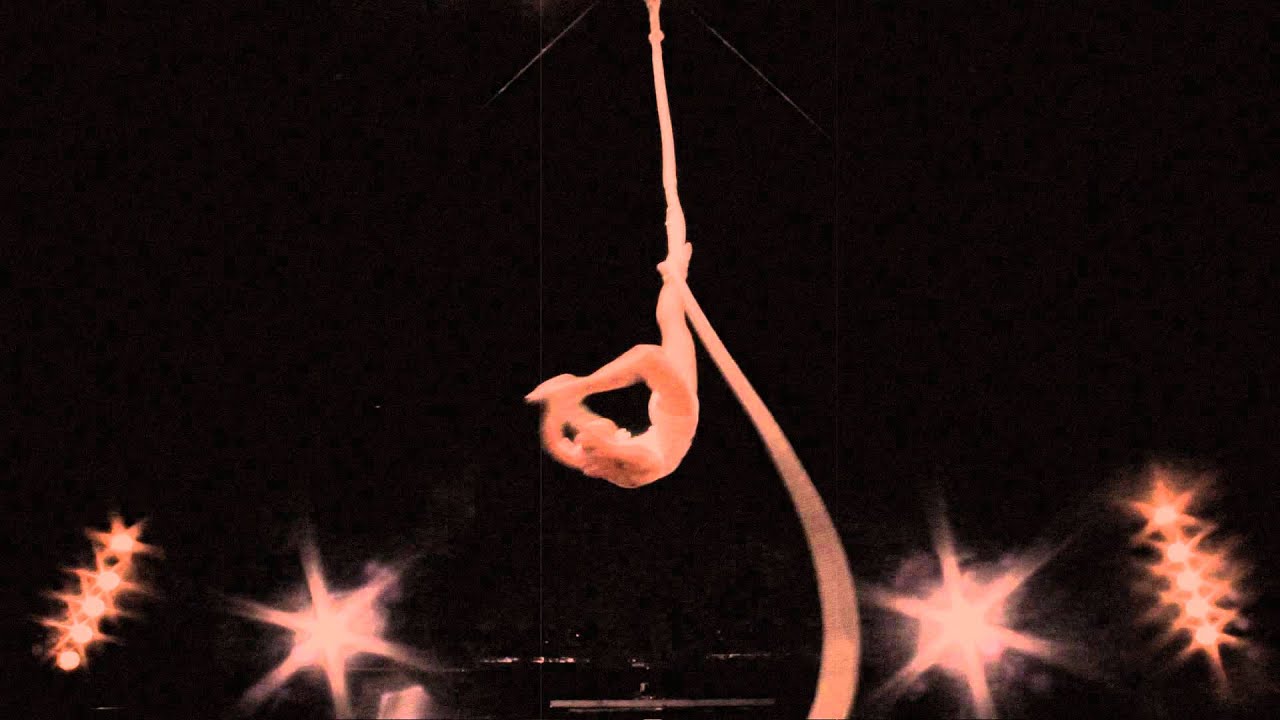 Chloe Gardiol Spanish Web - YouTube