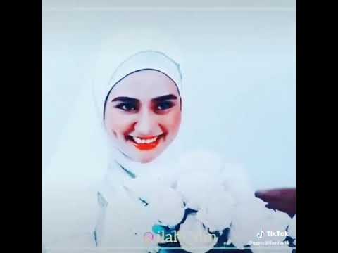 Sevgi engle tanimazda. Ama indi sevgi pul olmasa hec taninmaz