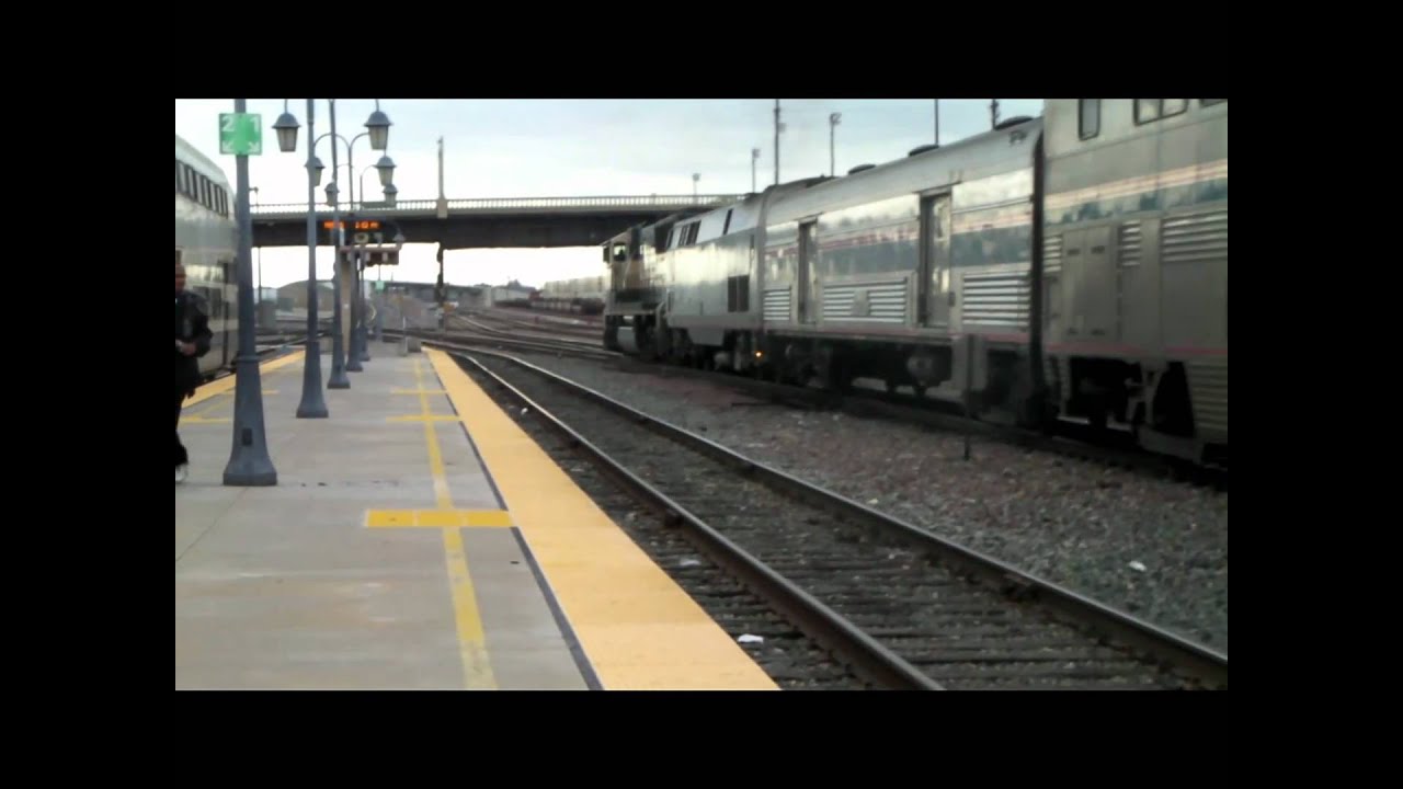 BNSF Grinstein SD70MAC Leading Amtrak #3!!! - YouTube