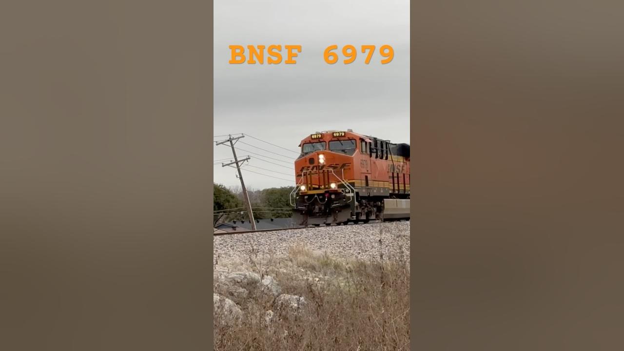 BNSF 6979 - December 13, 2024 #bnsf #railroad #railfan #train - YouTube
