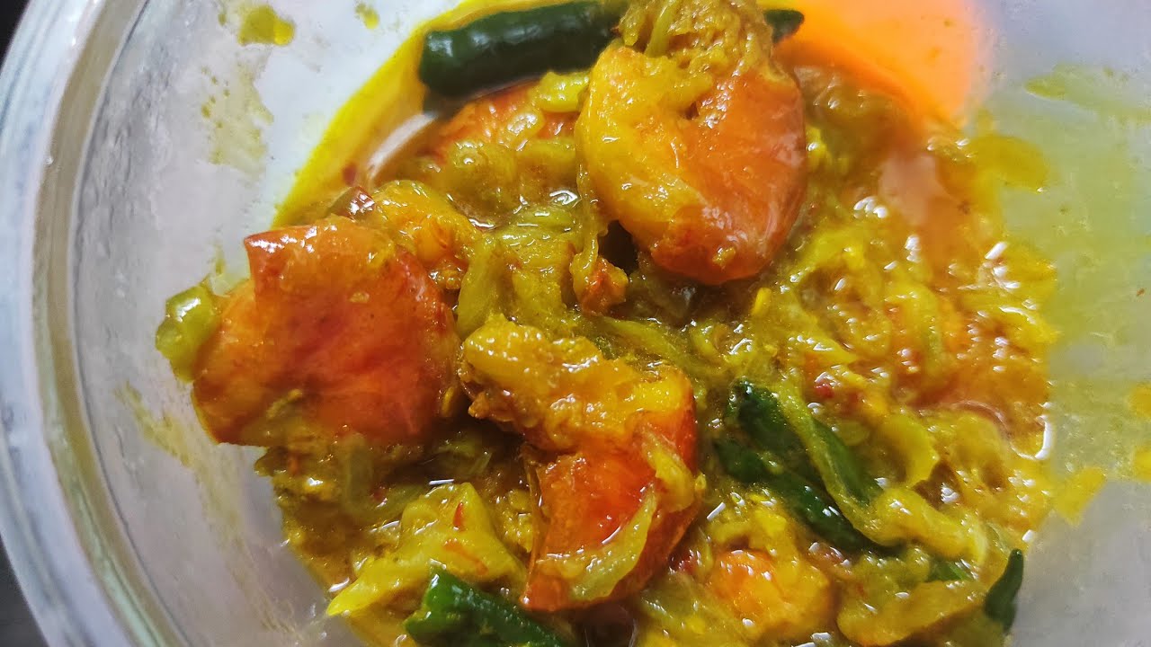 prawn curry (chingri vuna) - YouTube