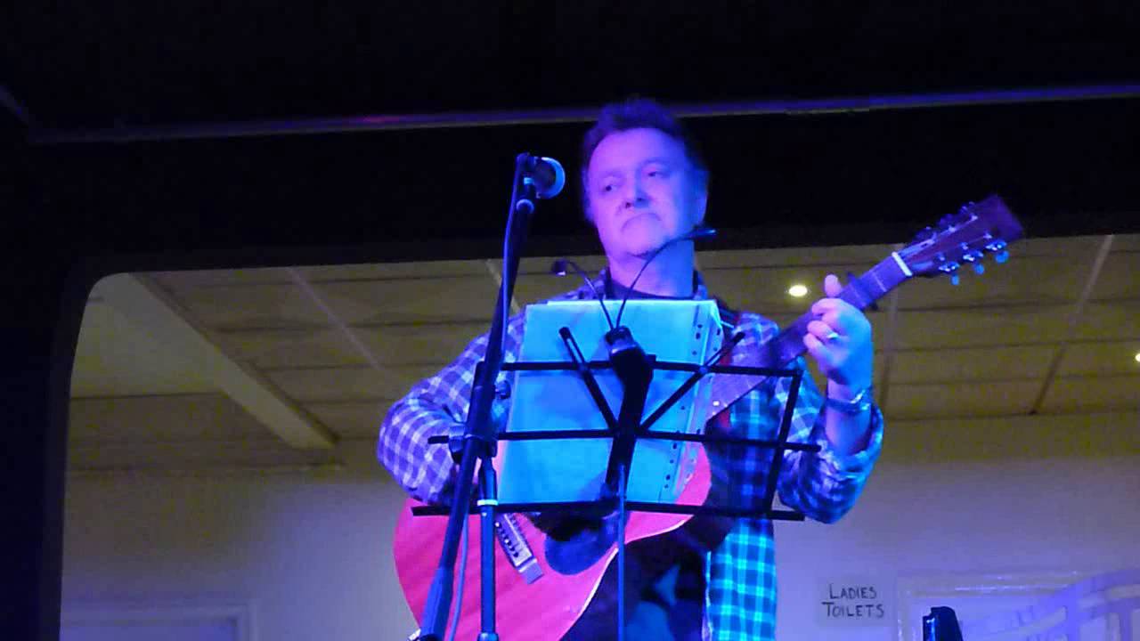 P1140634 Brian Parry Heart of Saturday Night - YouTube