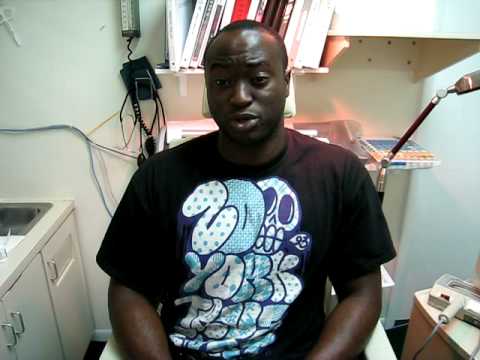 Patient with Advanced Keratoconus wearing a Scleral Lens and a Rose K ...