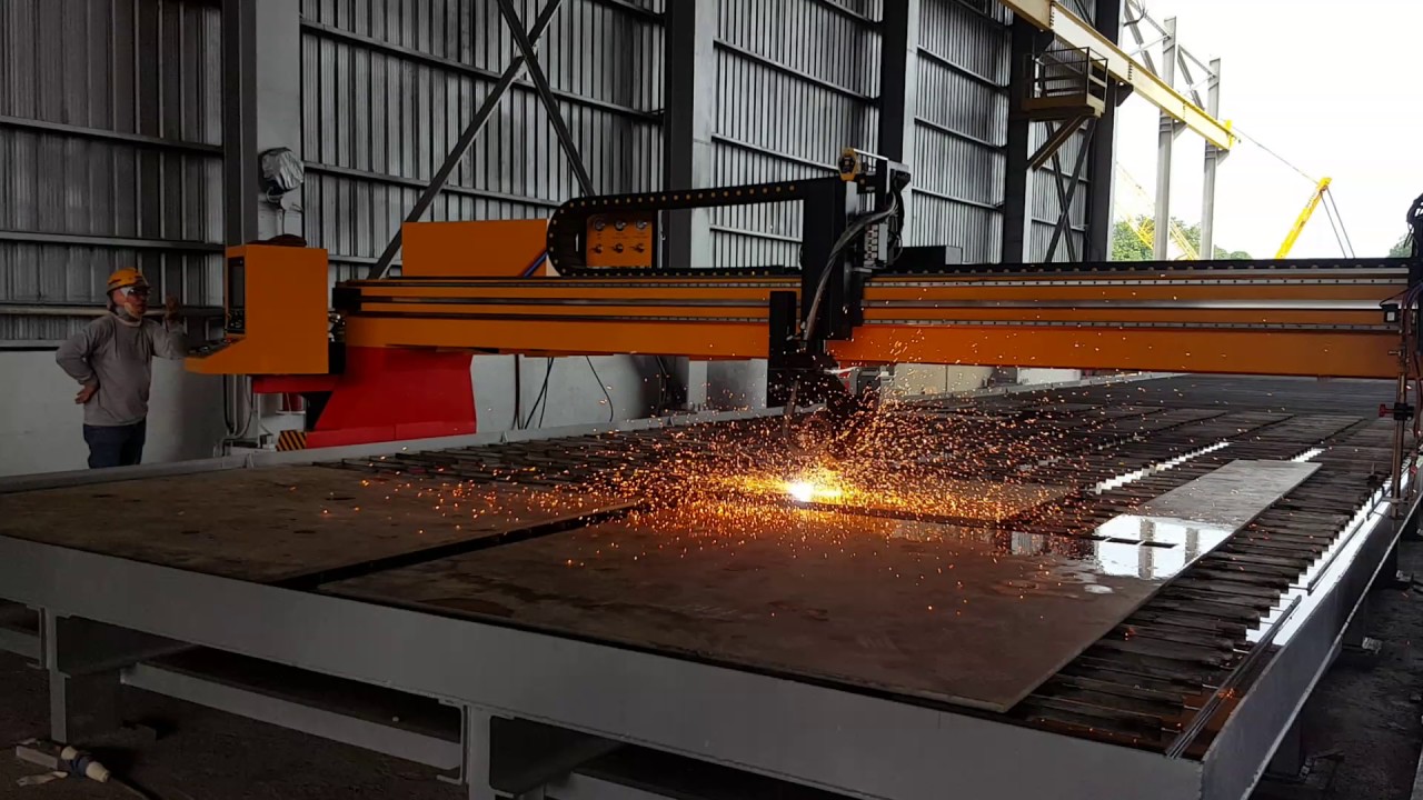 6M Big Width CNC Plasma Cutting Machine Cutting 32mm Stainless Steel ...