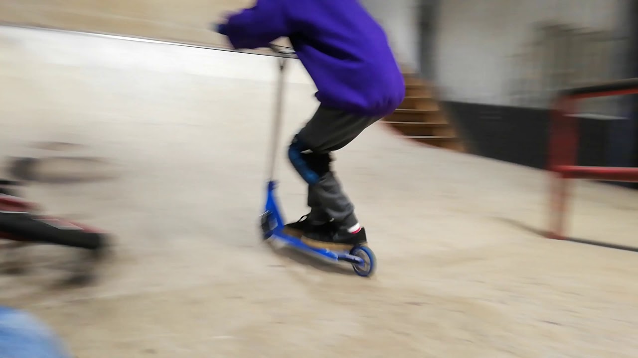 Fun jumps at Unit 23 Skatepark.(1) - YouTube