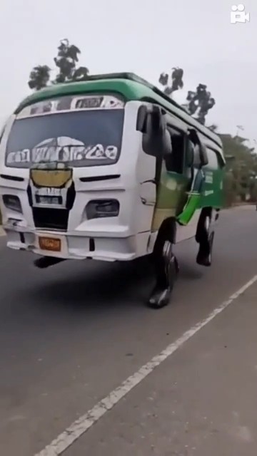 bus fanny video #bus #funny video - YouTube