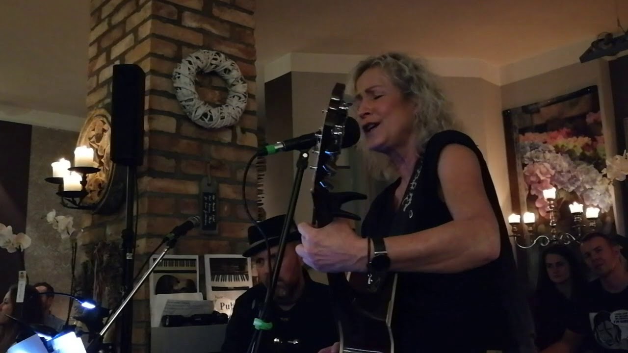 2018 Angela Klee (Cover-Songs) - YouTube