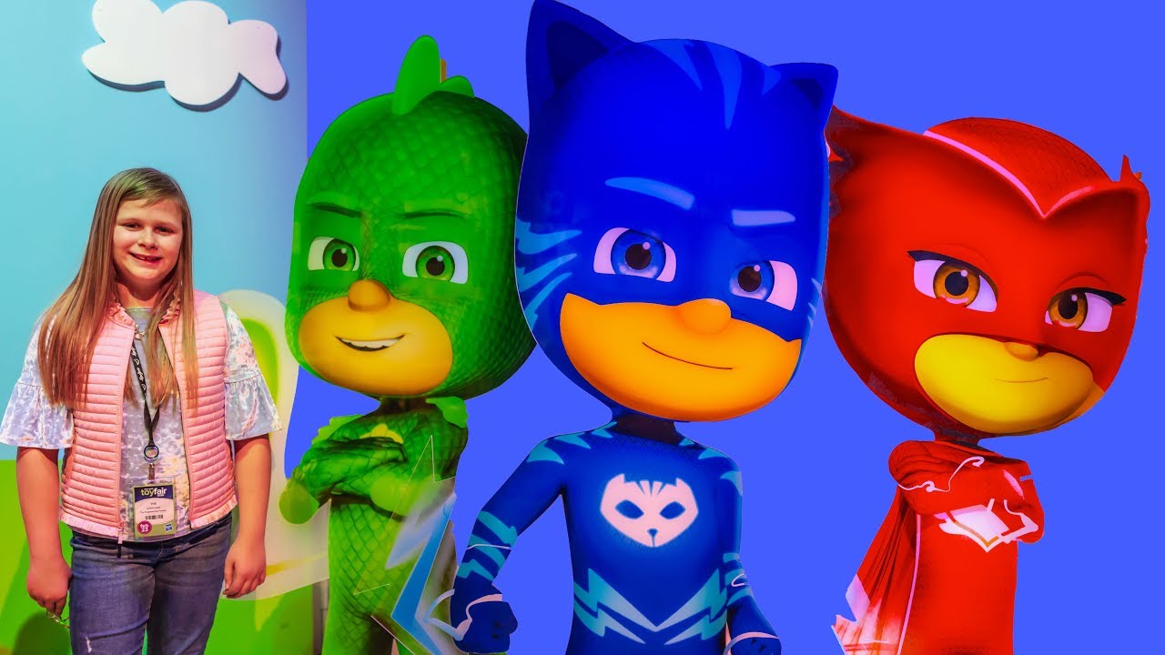 Assistants sees New PJ Masks and Paw Patrol Toys at Toy Fair - YouTube