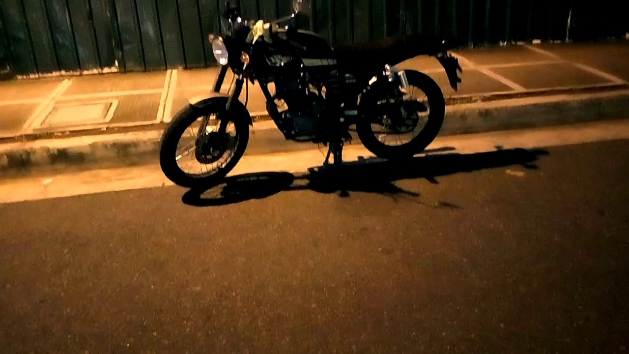 Euro Keeway CR152 - YouTube