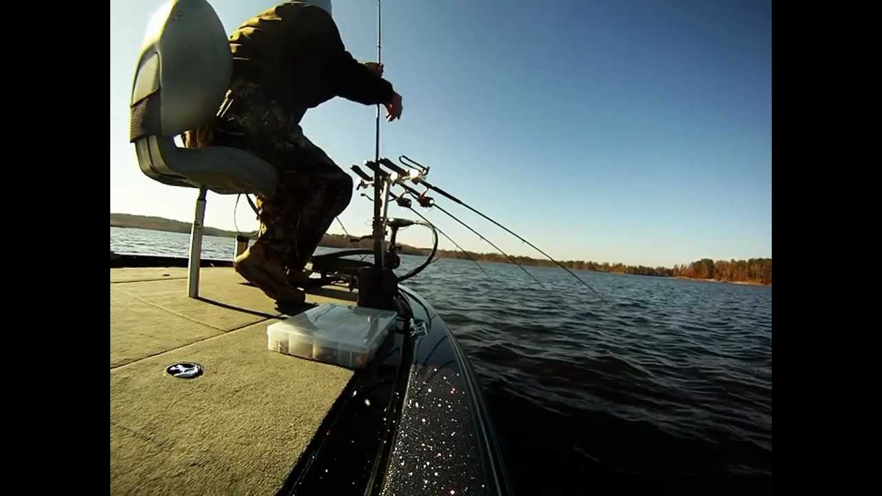 Harris Lake NC Crappie on Cumberland Crappie 360 rod holders - YouTube