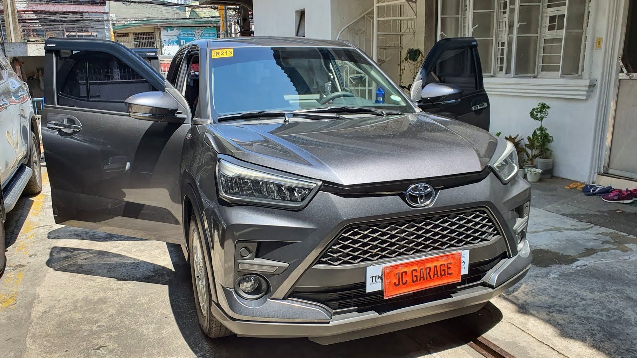 TOYOTA RAIZE DASH CAM AND ACCESSORIES - YouTube