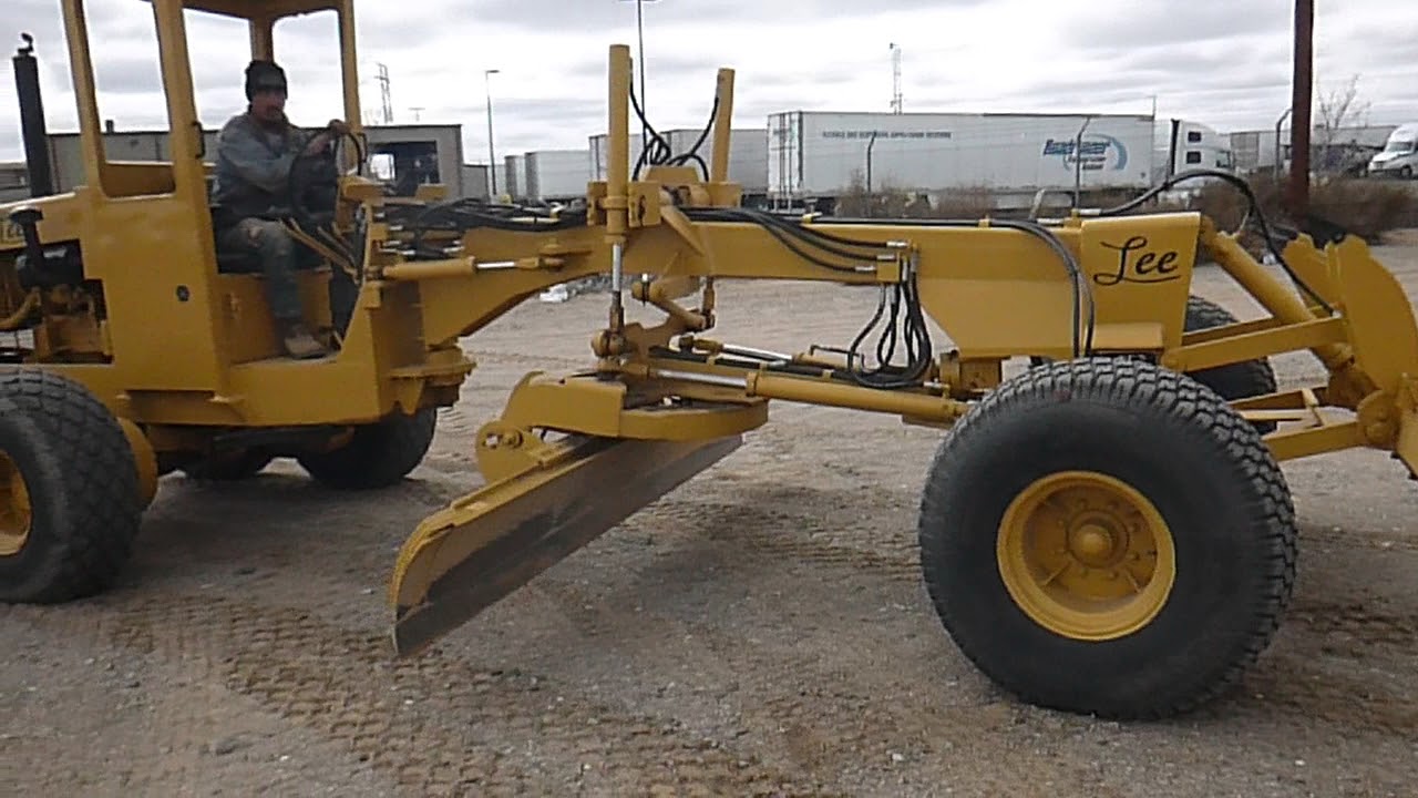 LeeBoy G440 Articulated Motor Grader - YouTube