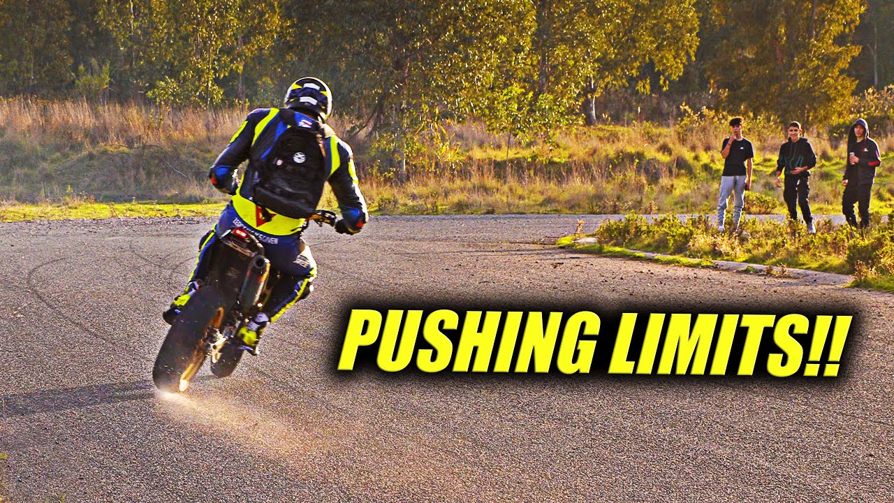 SUPERMOTO 500cc - RIDING HARD ON RACETRACK - YouTube