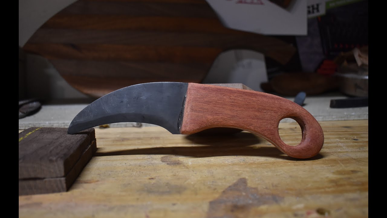 First time forging a karambit. - YouTube