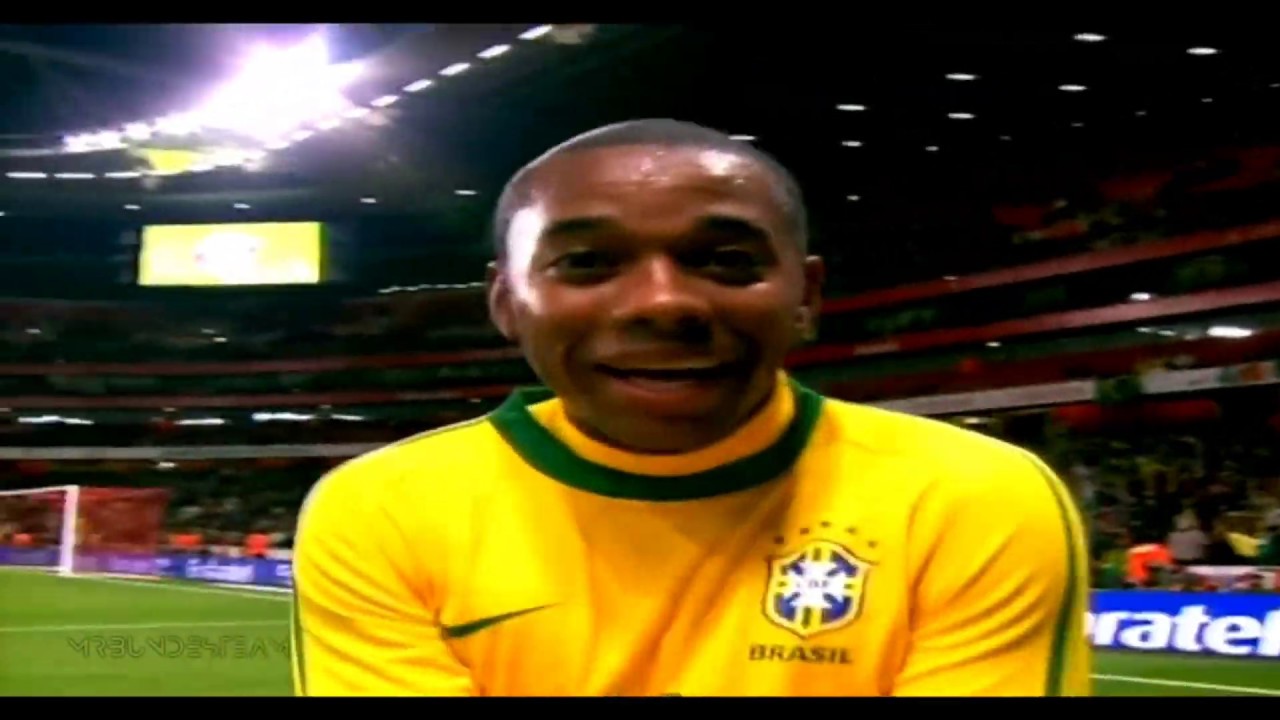 Skill dribbling terbaik robinho - YouTube