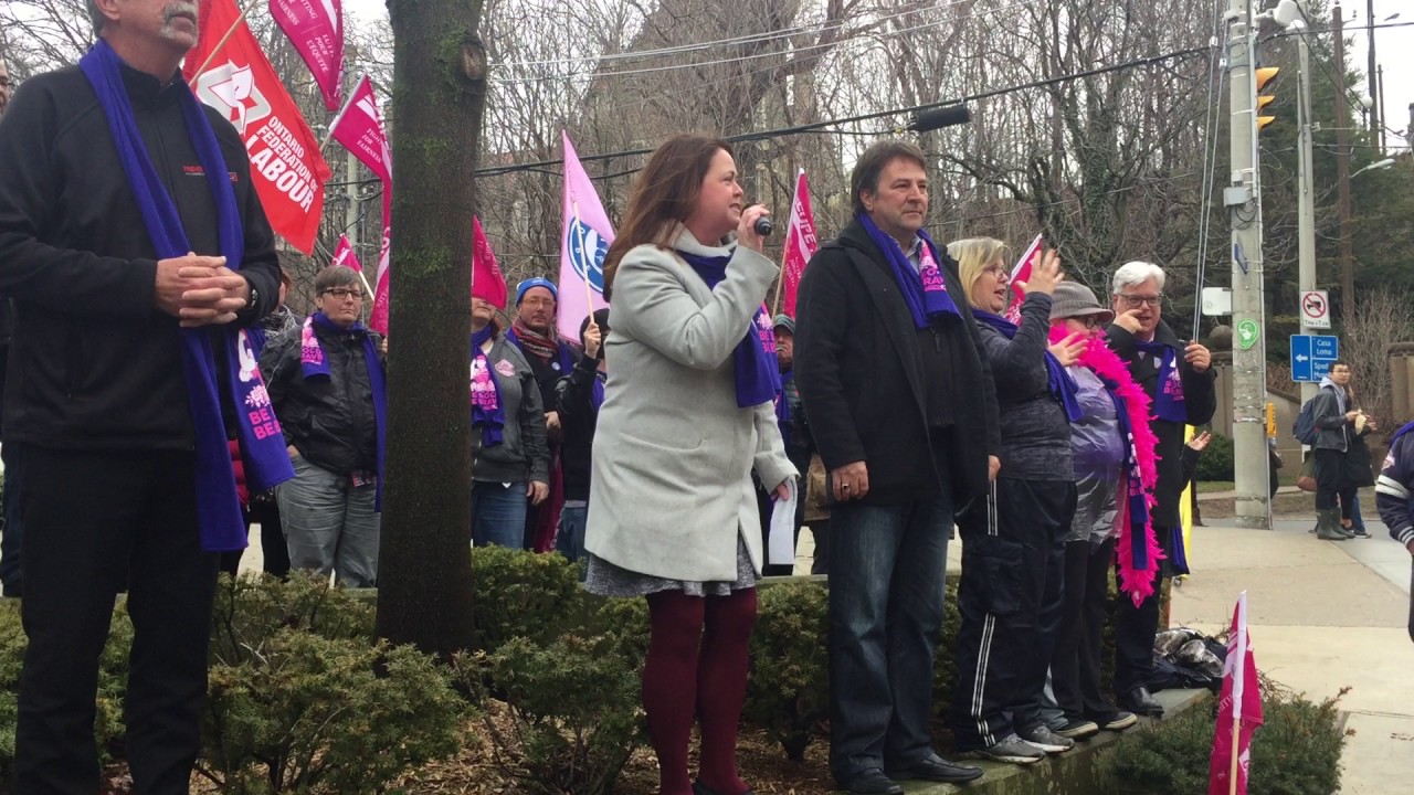 Secretary-Treasurer Candace Rennick addresses striking Local 2073 - YouTube