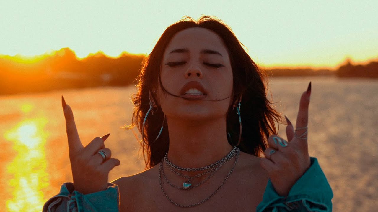 JAZMIN - Aquel Verano (Video Oficial) - YouTube