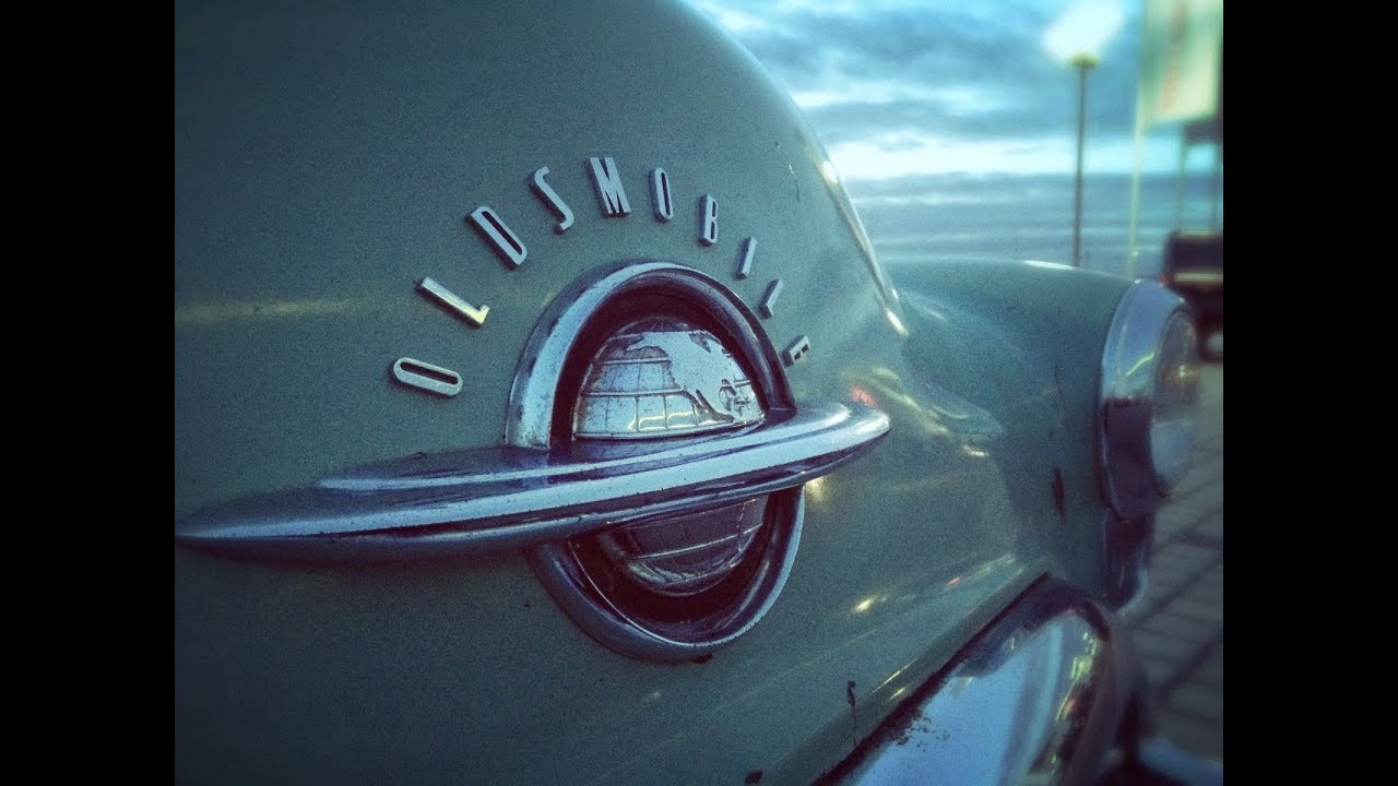 1952 Oldsmobile 303 V8 Engine disassembly/rebuild Part 4 - YouTube