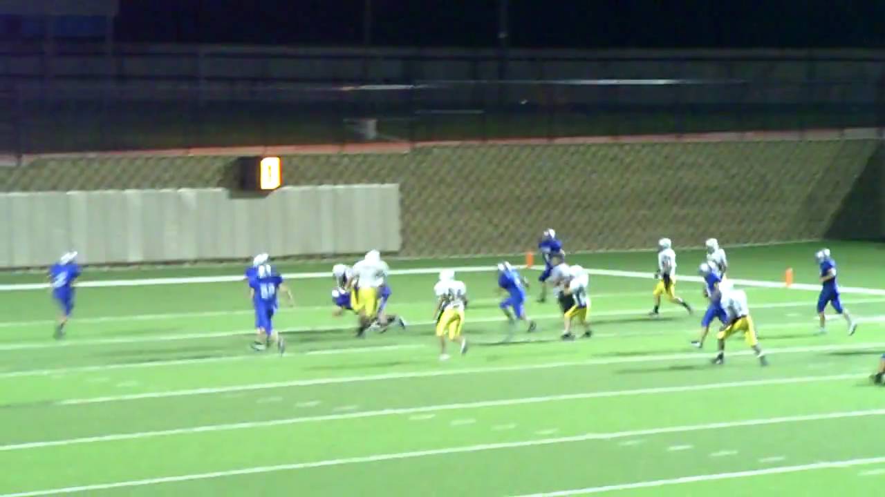 Huge hit on a d lineman by a running back - YouTube