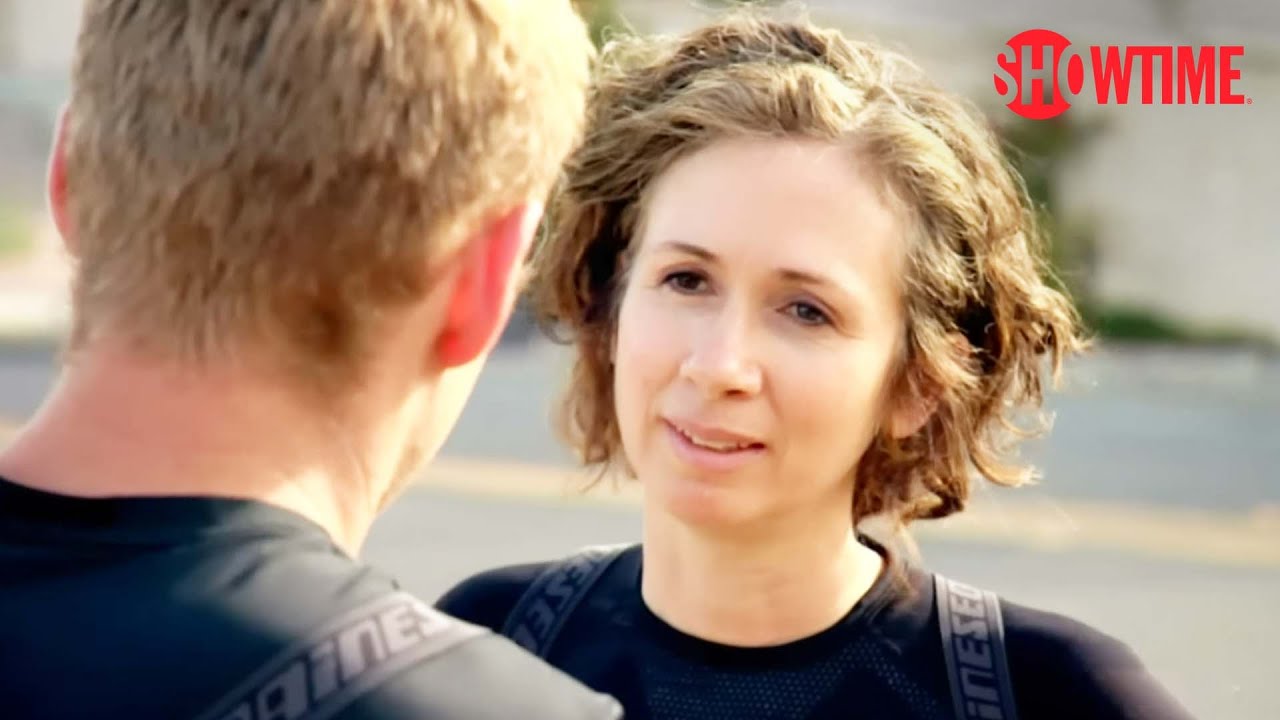 Polyamory Season 2: Episode 5 Clip - More Than a Hug | SHOWTIME - YouTube