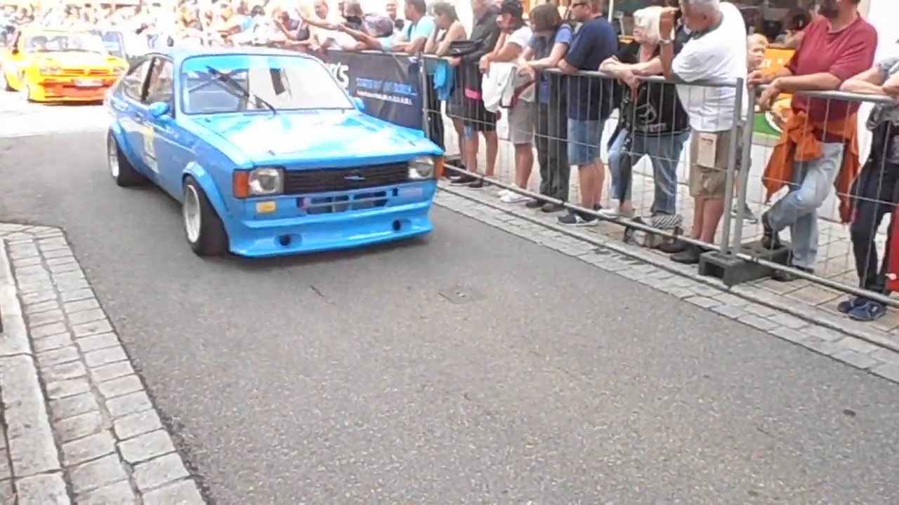 Bergpreis Neuffen Rennatmosphäre in Neuffen Start Schaulauf - YouTube