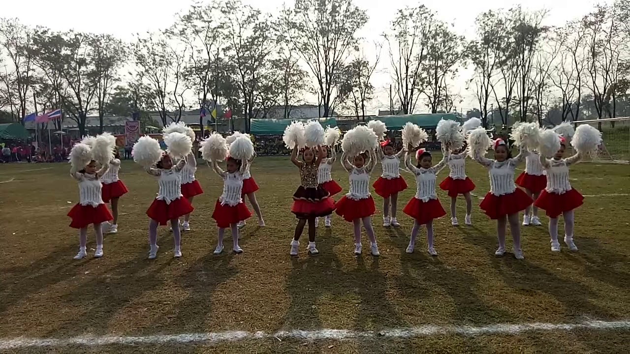 Cheerdance of ReD Team (panama song) - YouTube