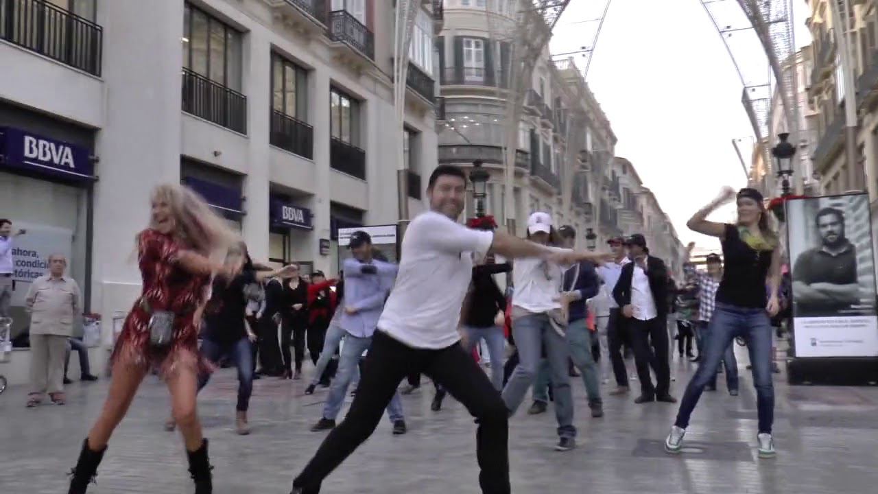 Flash Mob Teambuilding Marbella - YouTube