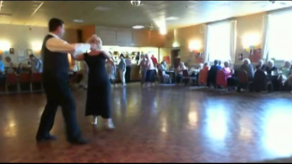 Tayside Tango Sequence Dance - YouTube