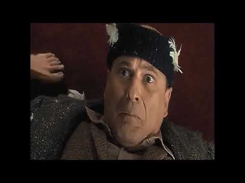 Home Alone: Harry and Marv Injuries - YouTube