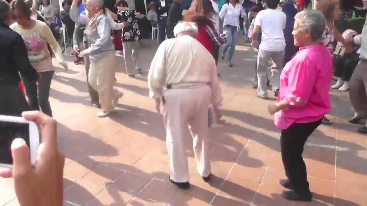Grandpa Dancing Lean Back - YouTube