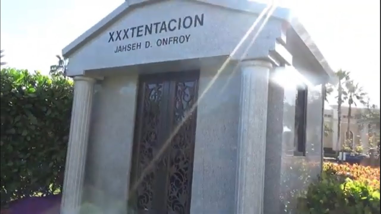 XXXTentacion grave and shooting site - YouTube