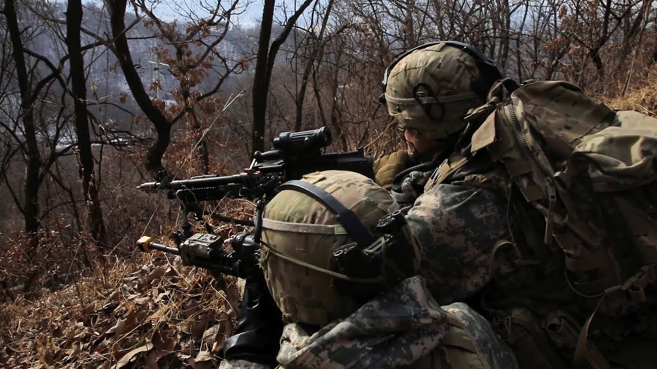 Soldiers Conduct Tactical Exercise In ROK - YouTube