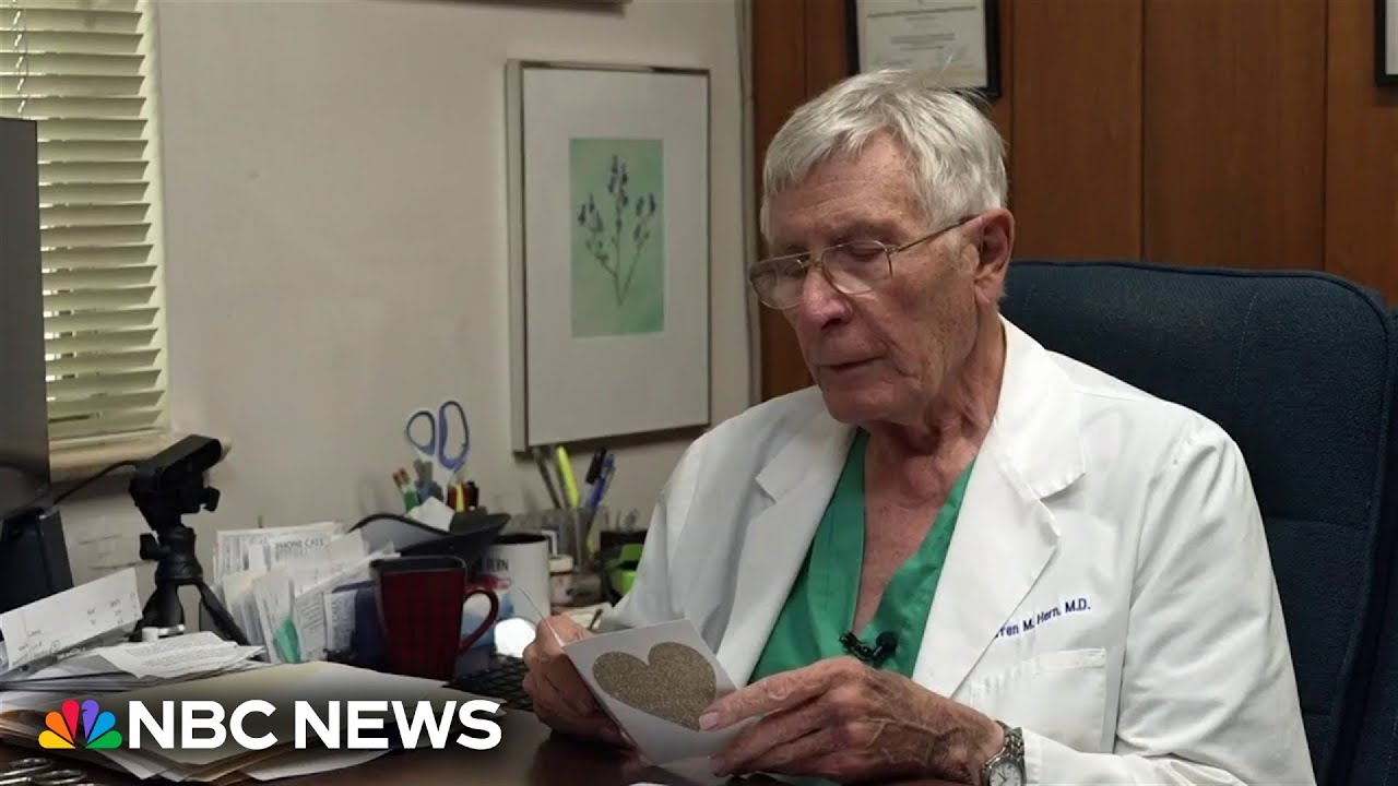 Inside one of the few clinics performing late-term abortions - YouTube