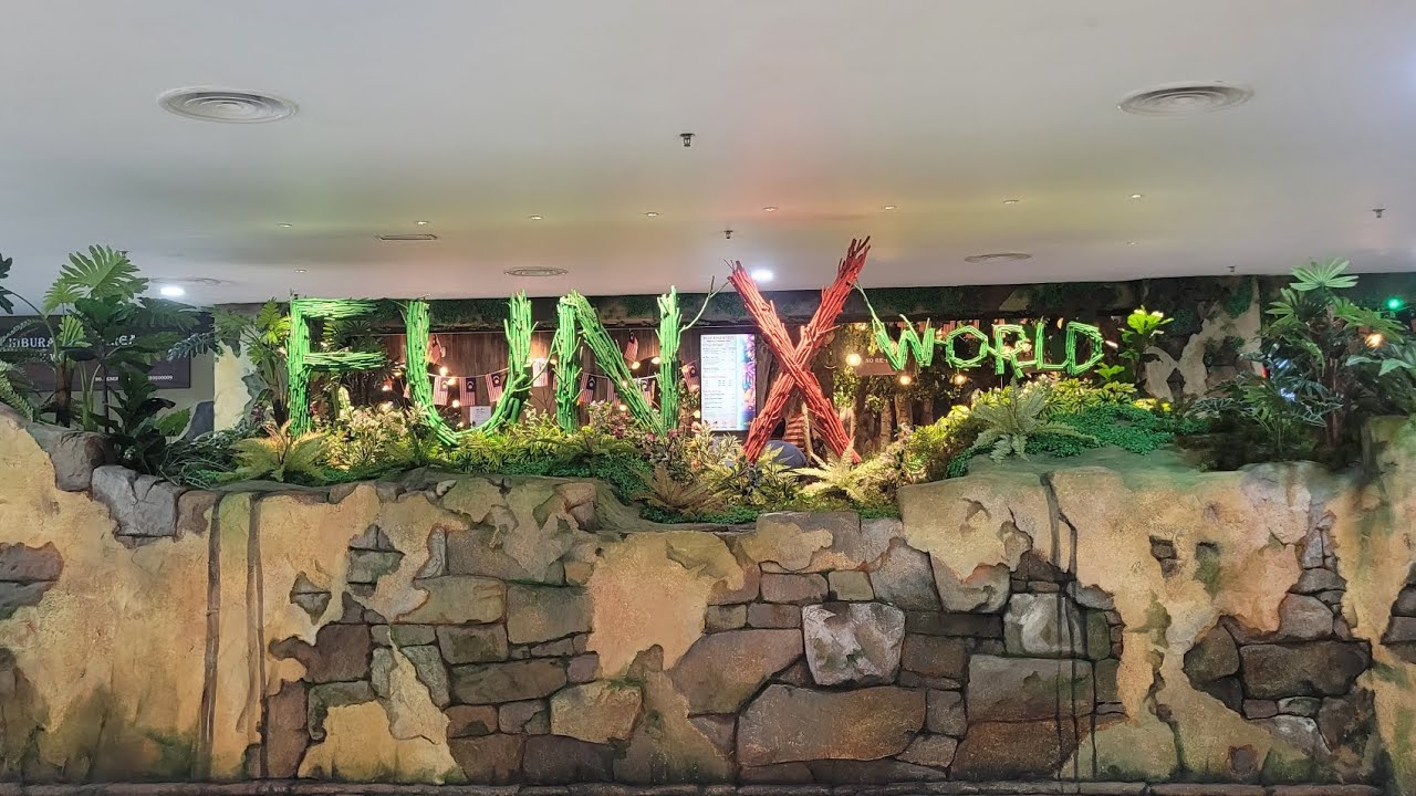 Fun X World at Summit USJ - YouTube