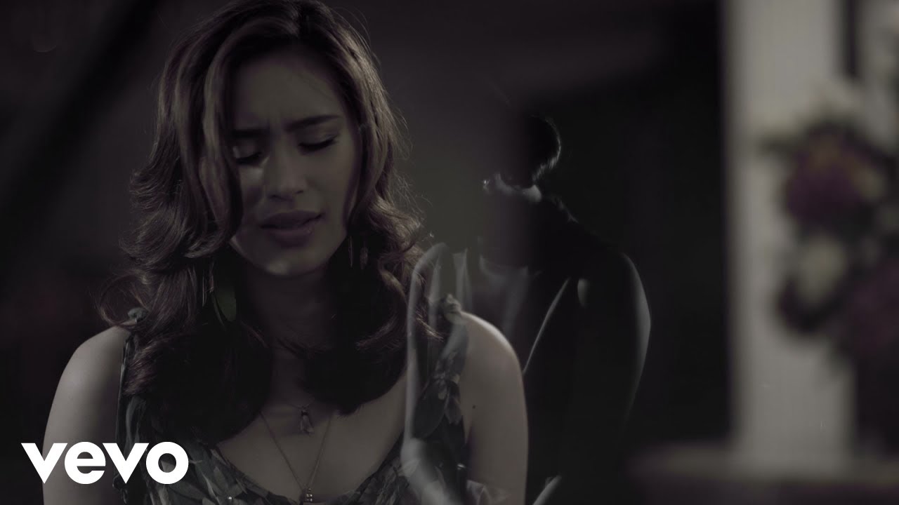 Lala Vinzon - Right Now - YouTube