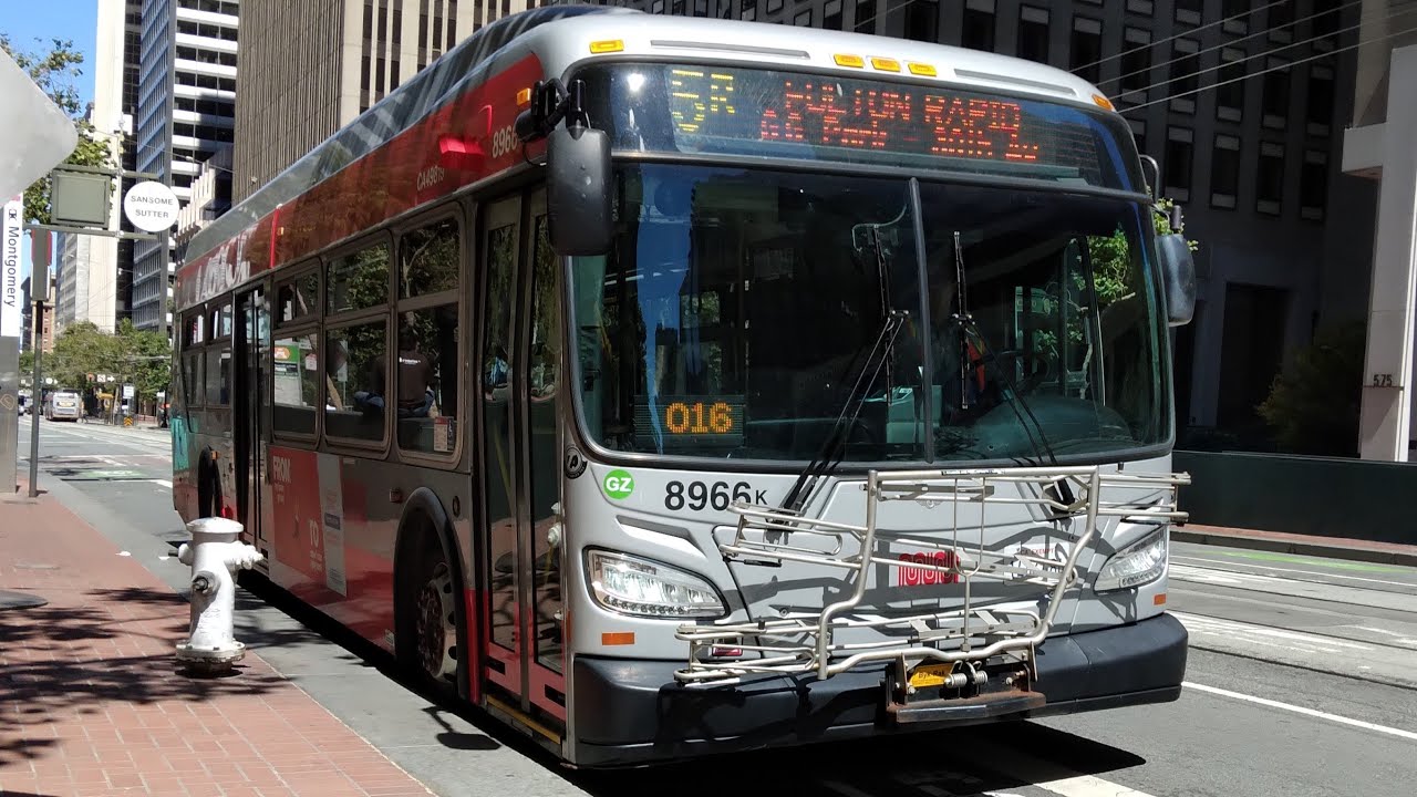 SF Muni 2018 New Flyer XDE40 #8966 on Route 5R Fulton Rapid - Outside ...