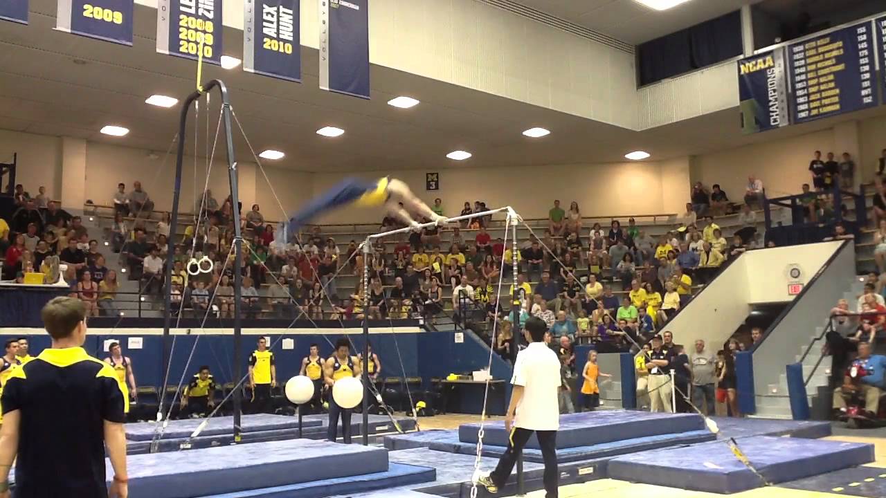 Michael Strathern- High Bar- vs. UIC - YouTube