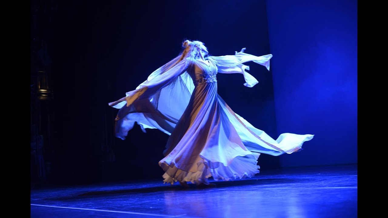 Midsummer Night´s Dance – my favorite stage choreography - YouTube